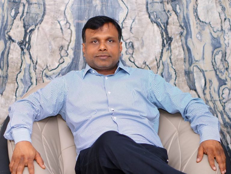 About Us - Rashmi Seamless